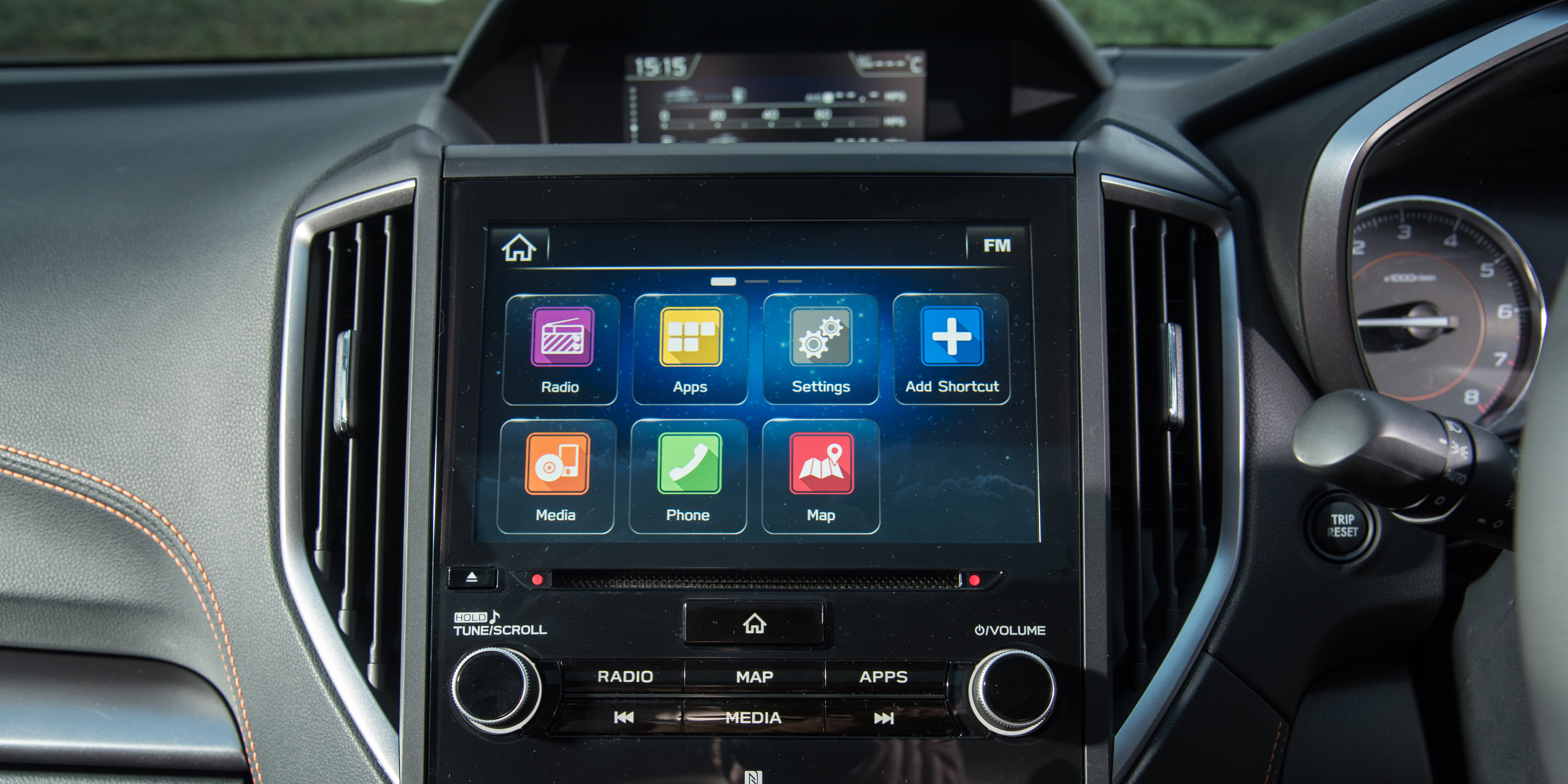 Subaru XV Review 2021 | carwow