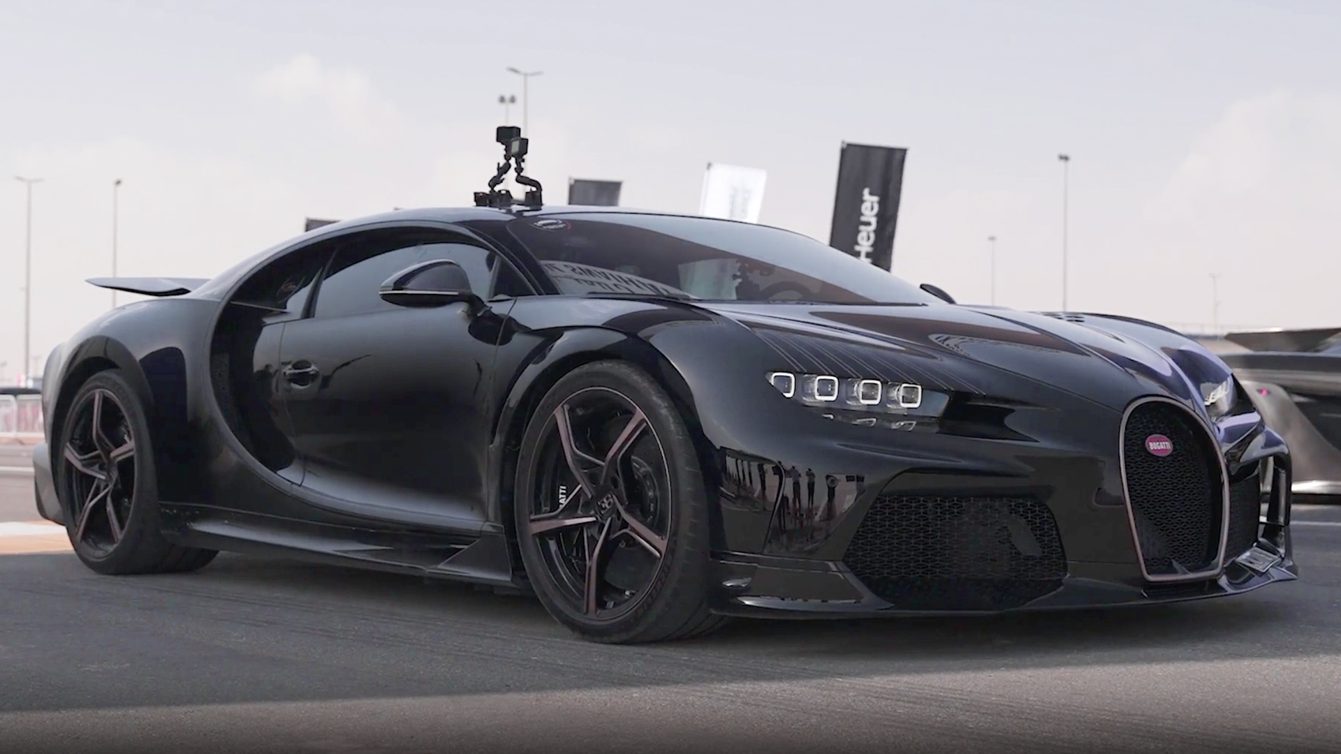 Grudge match: Bugatti Chiron SuperSport vs Koenigsegg Jesko Absolut ...