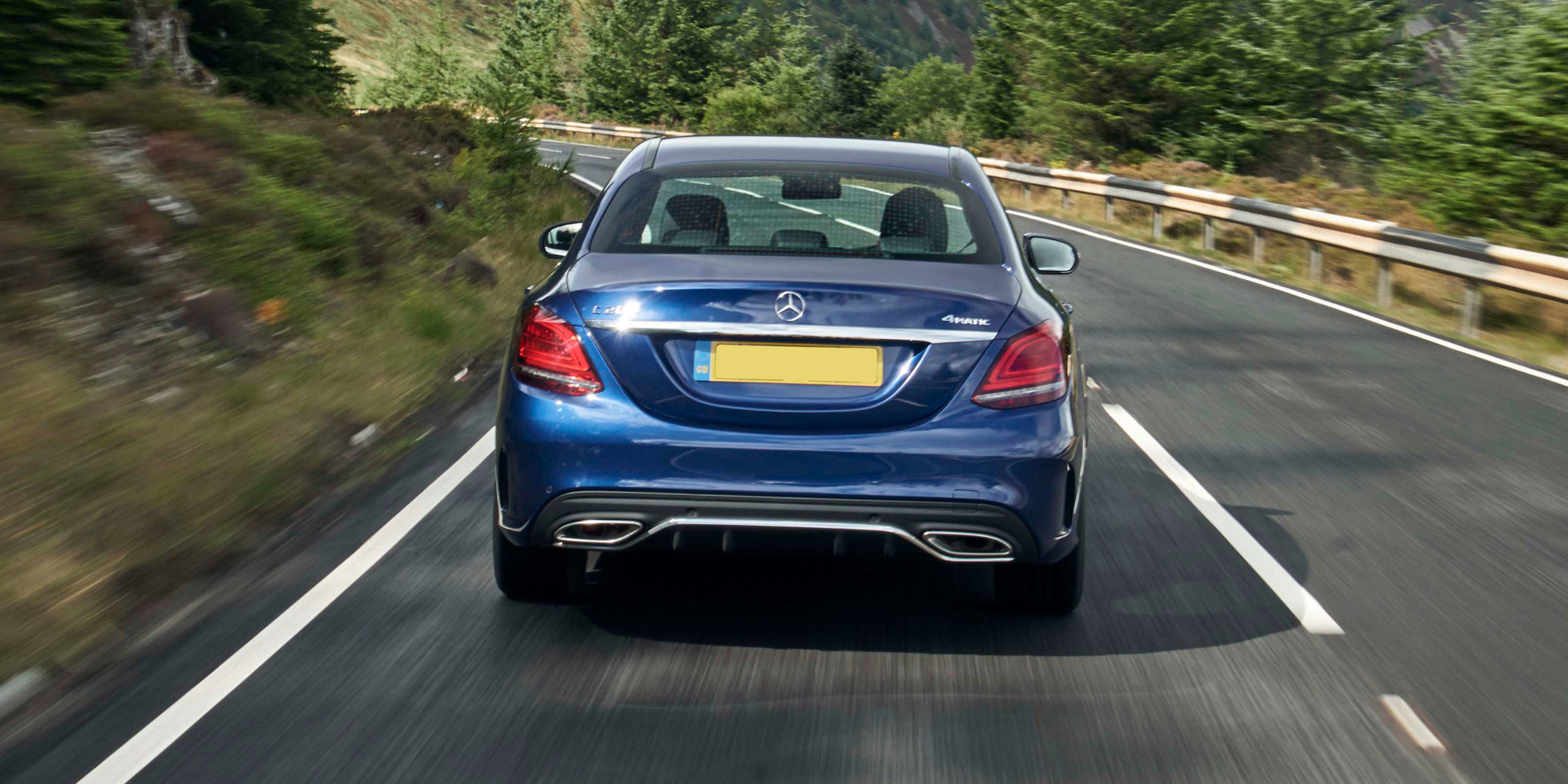 Mercedes C-Class Saloon Review 2021 | carwow