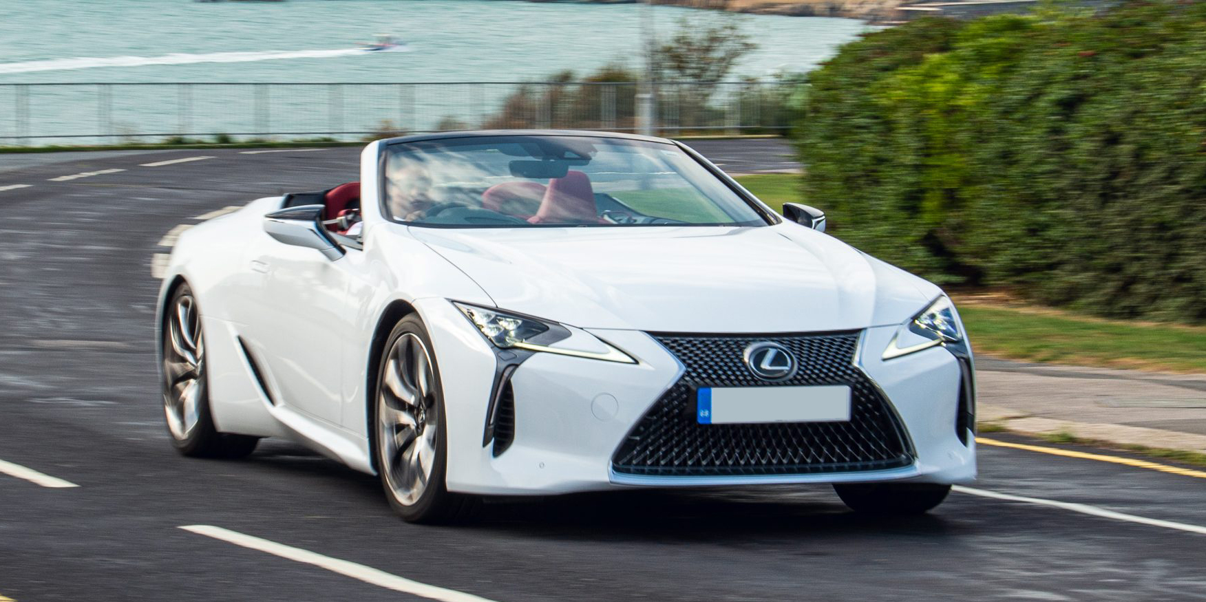 New Lexus LC Convertible Review | carwow