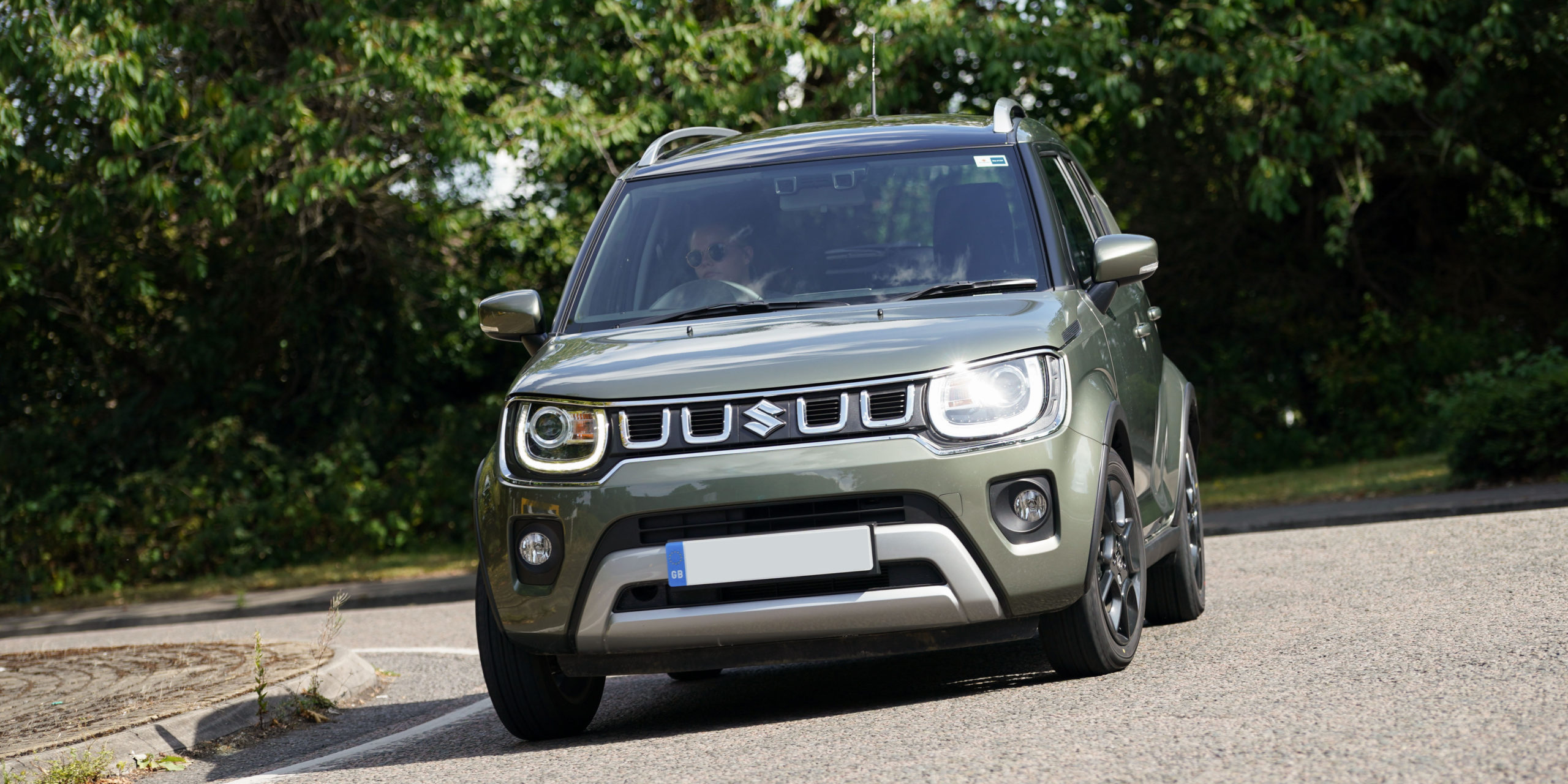 Suzuki Ignis Review 2022 | Drive, Specs & Pricing | carwow