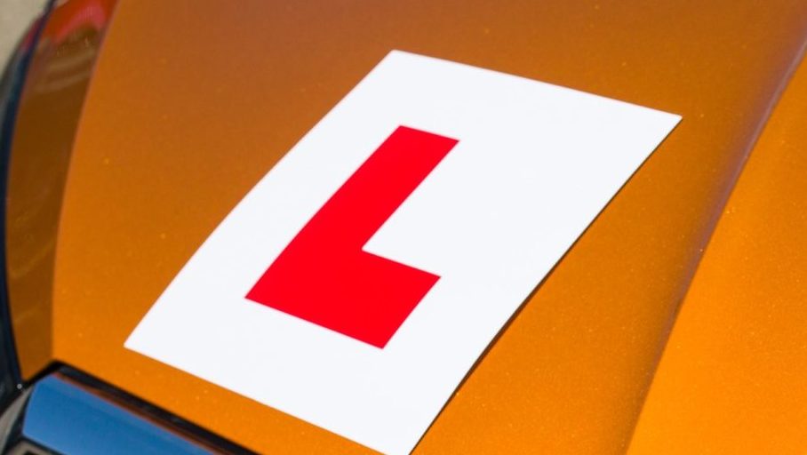 How to pass your driving theory test | carwow