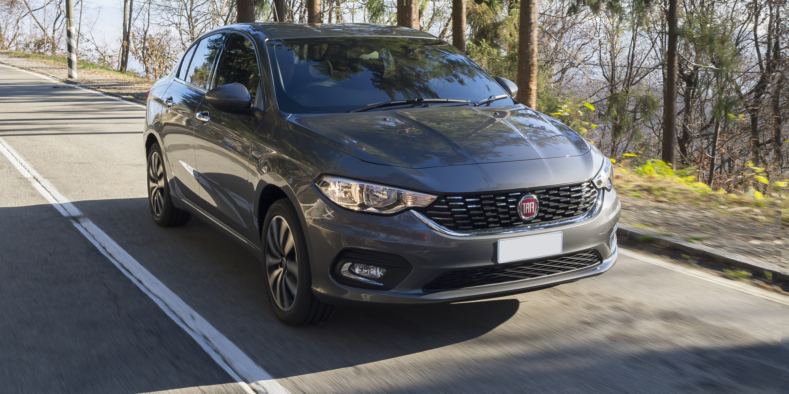 Fiat Tipo Review | carwow
