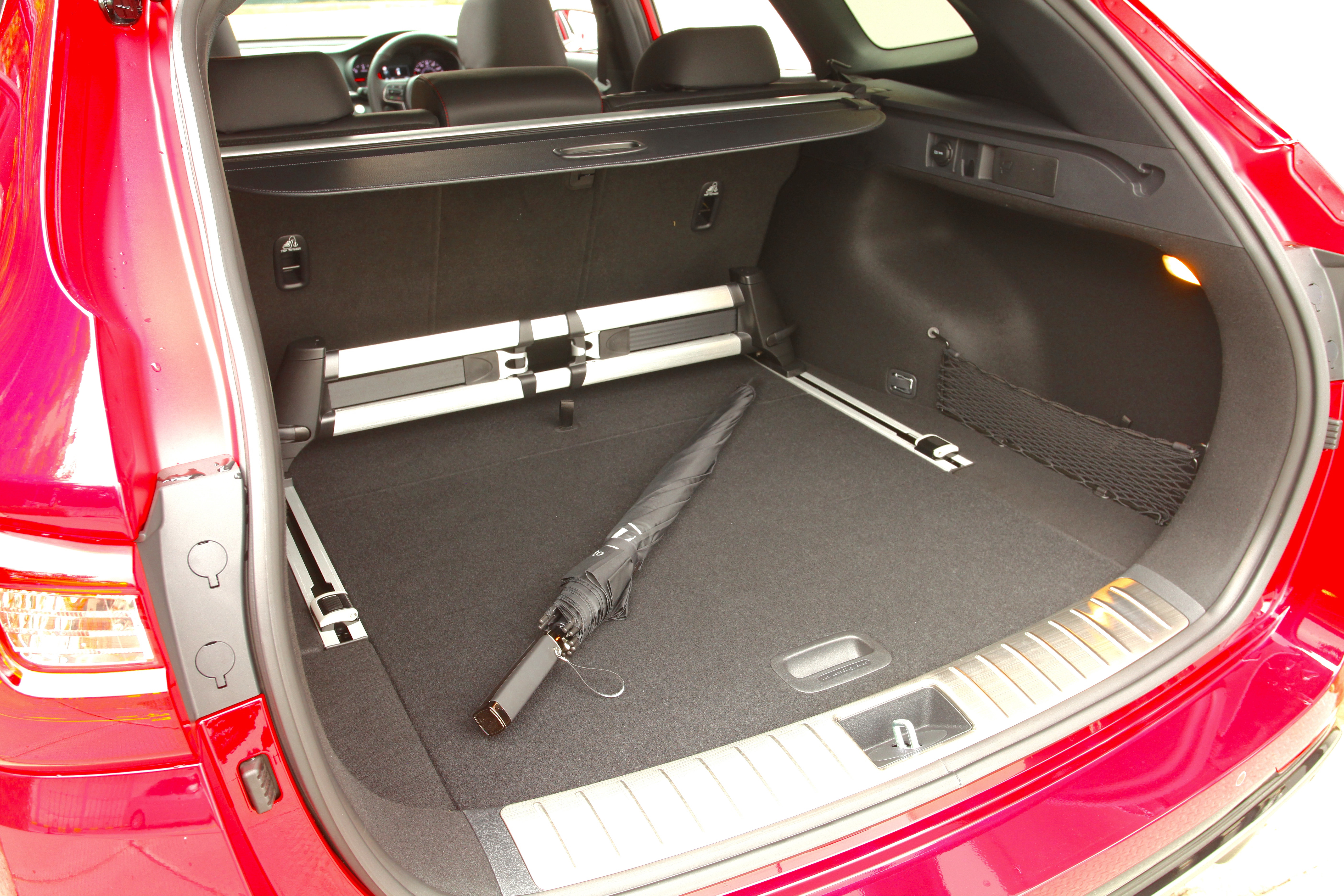 Kia Optima SportsWagon Review | carwow