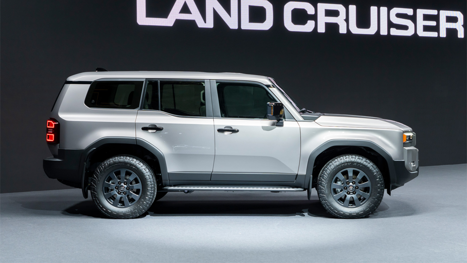 New Toyota Land Cruiser revealed: everything you need to know | carwow