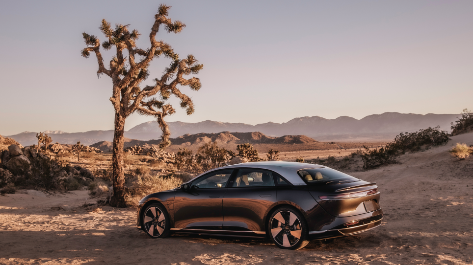 Lucid Air review: Tesla Model S alternative driven | Carwow