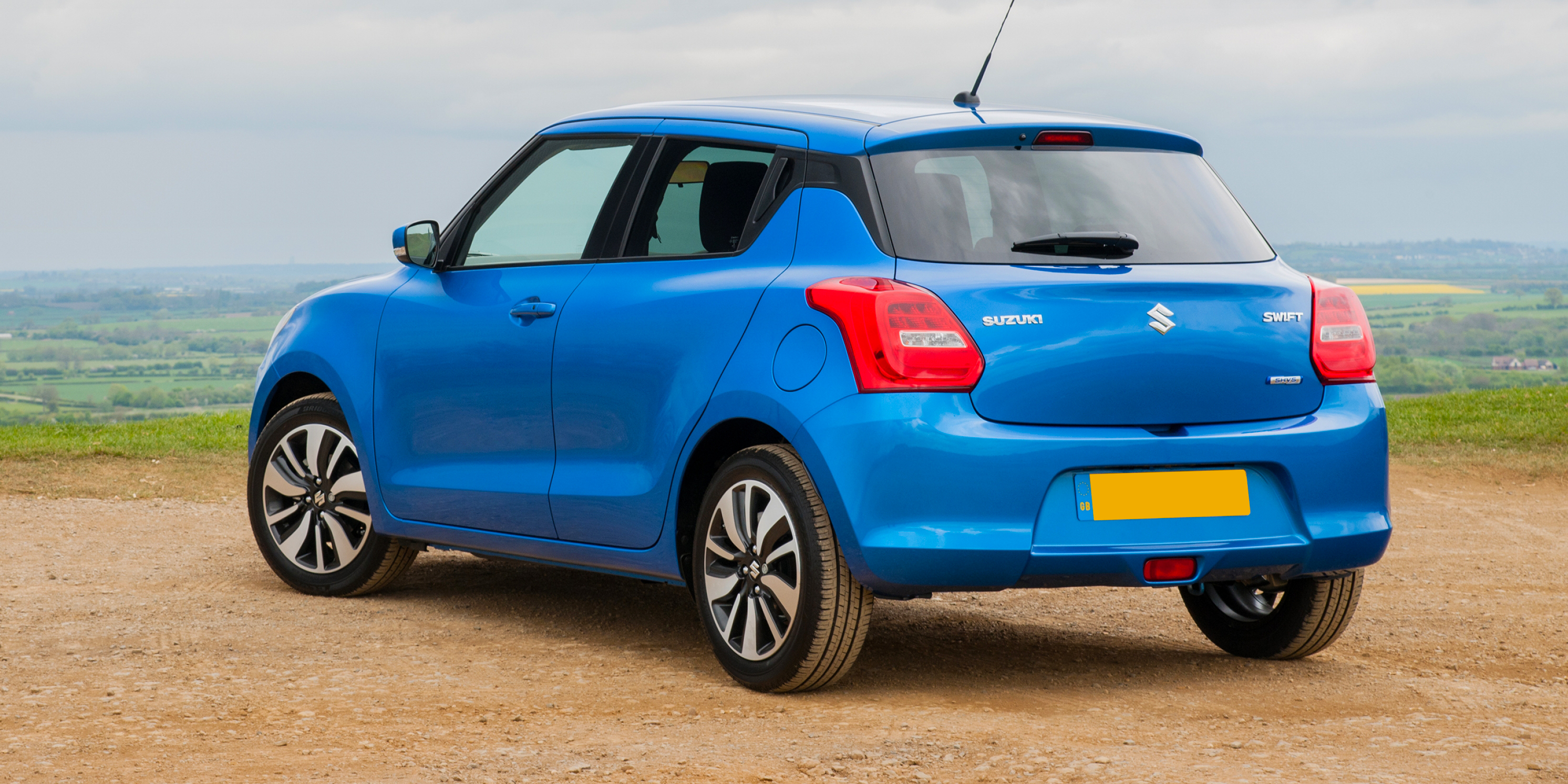 Suzuki Swift Review | carwow