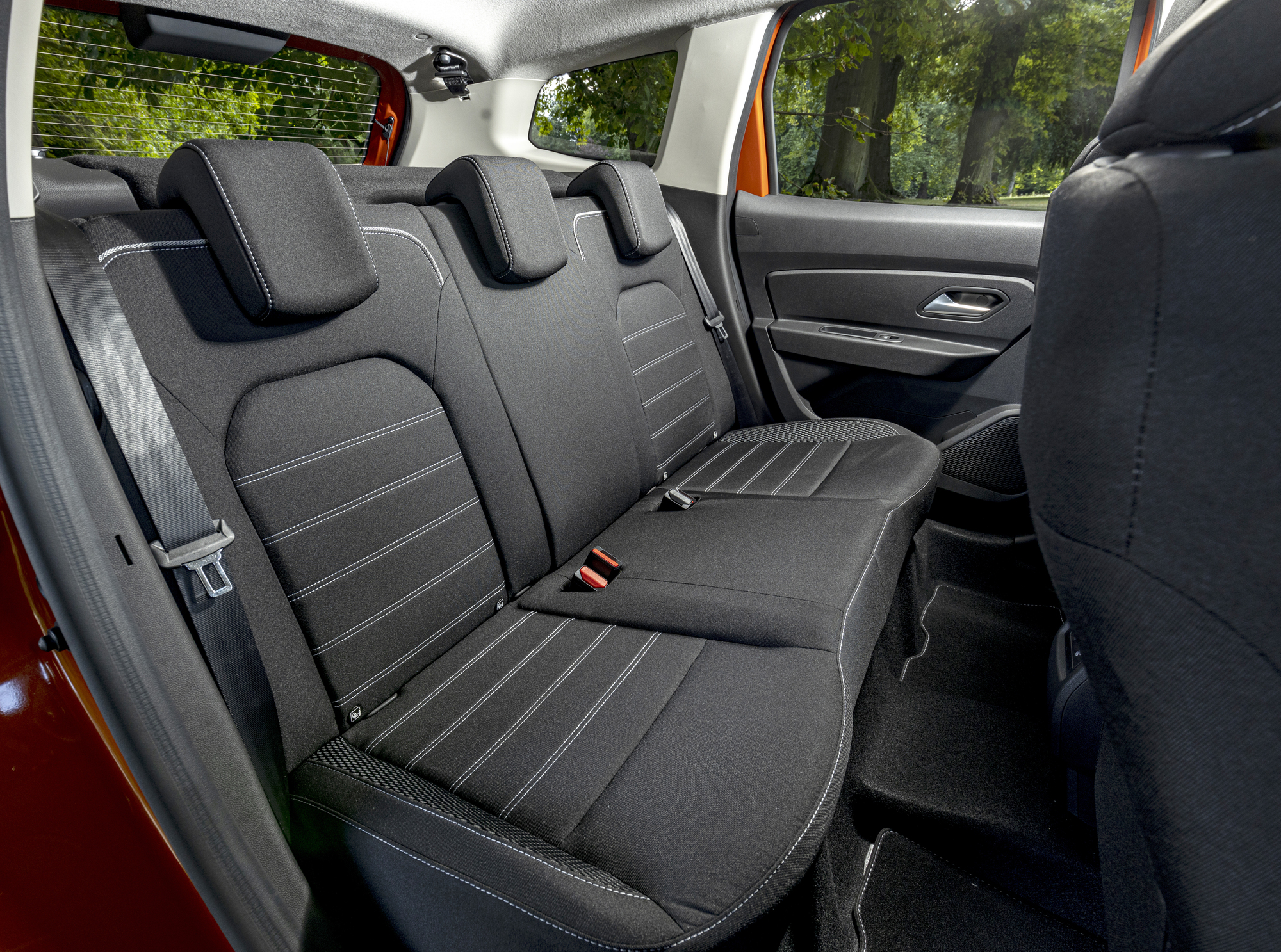 Dacia Duster Review 2021 | carwow