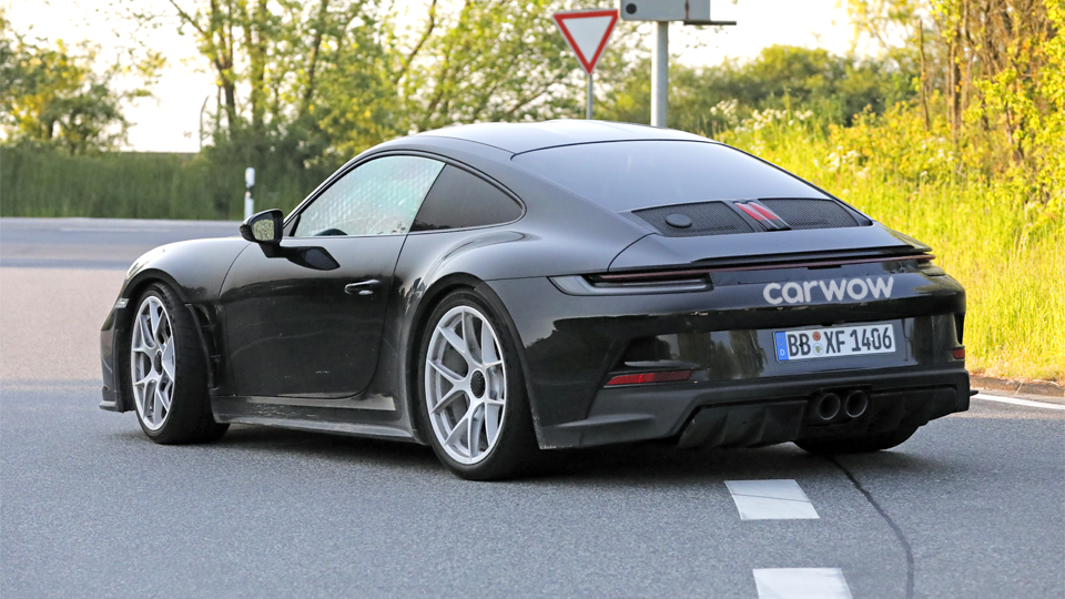 New Porsche 911 ST spotted: price, specs and release date | carwow