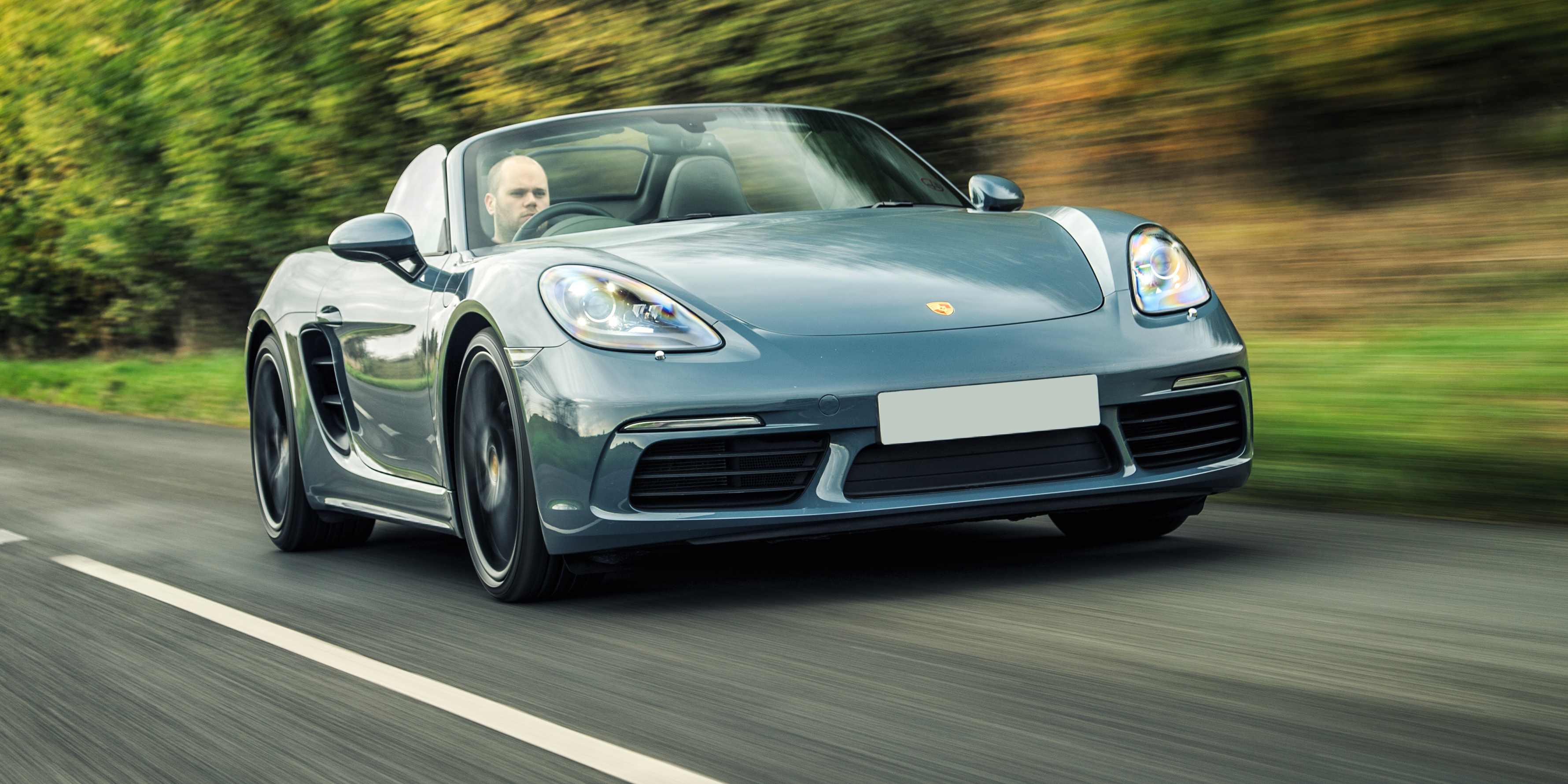 Porsche 718 Boxster Review | carwow