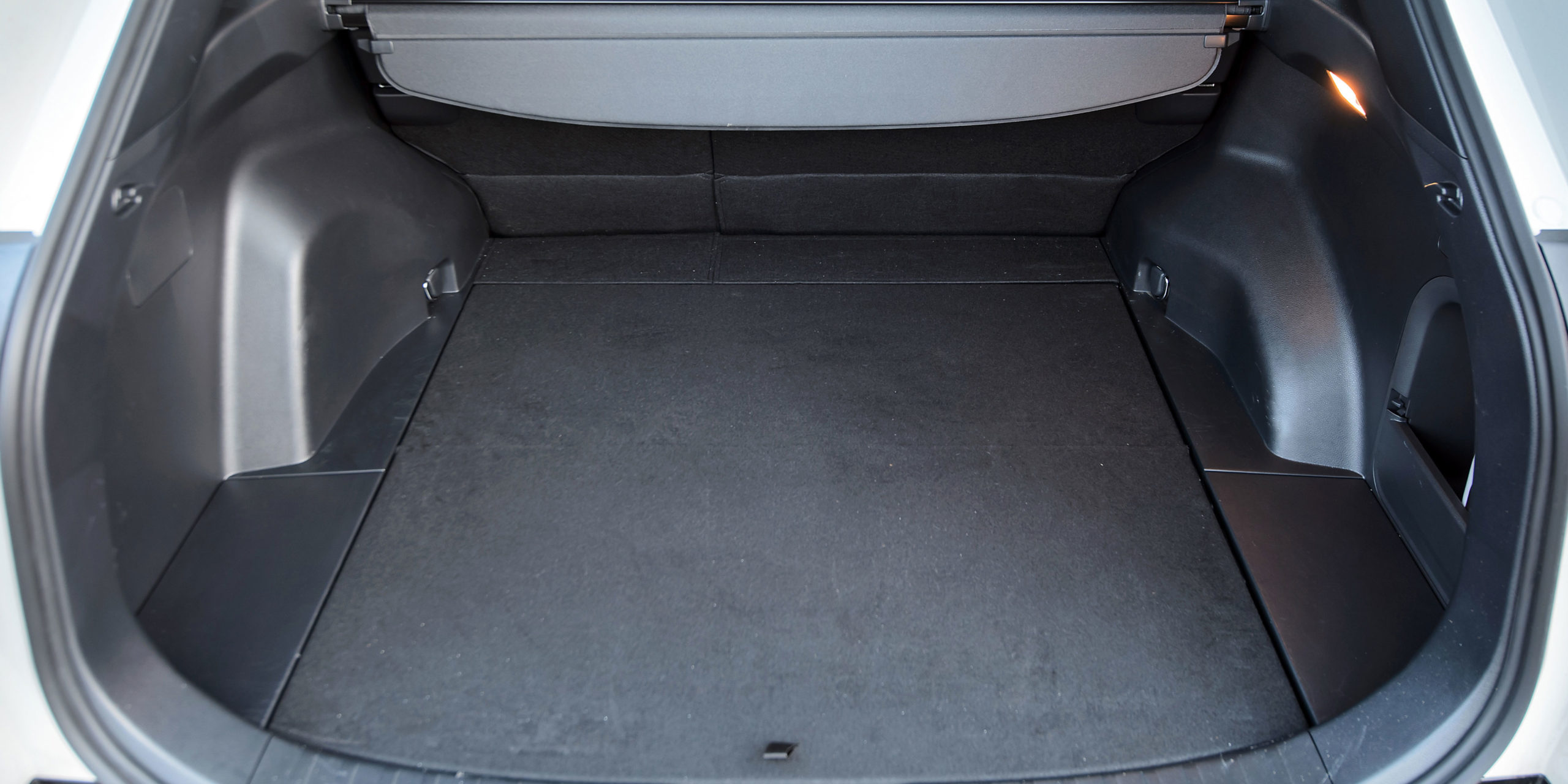 Toyota RAV4 Hybrid Review 2022 | Drive, Specs & Pricing | carwow