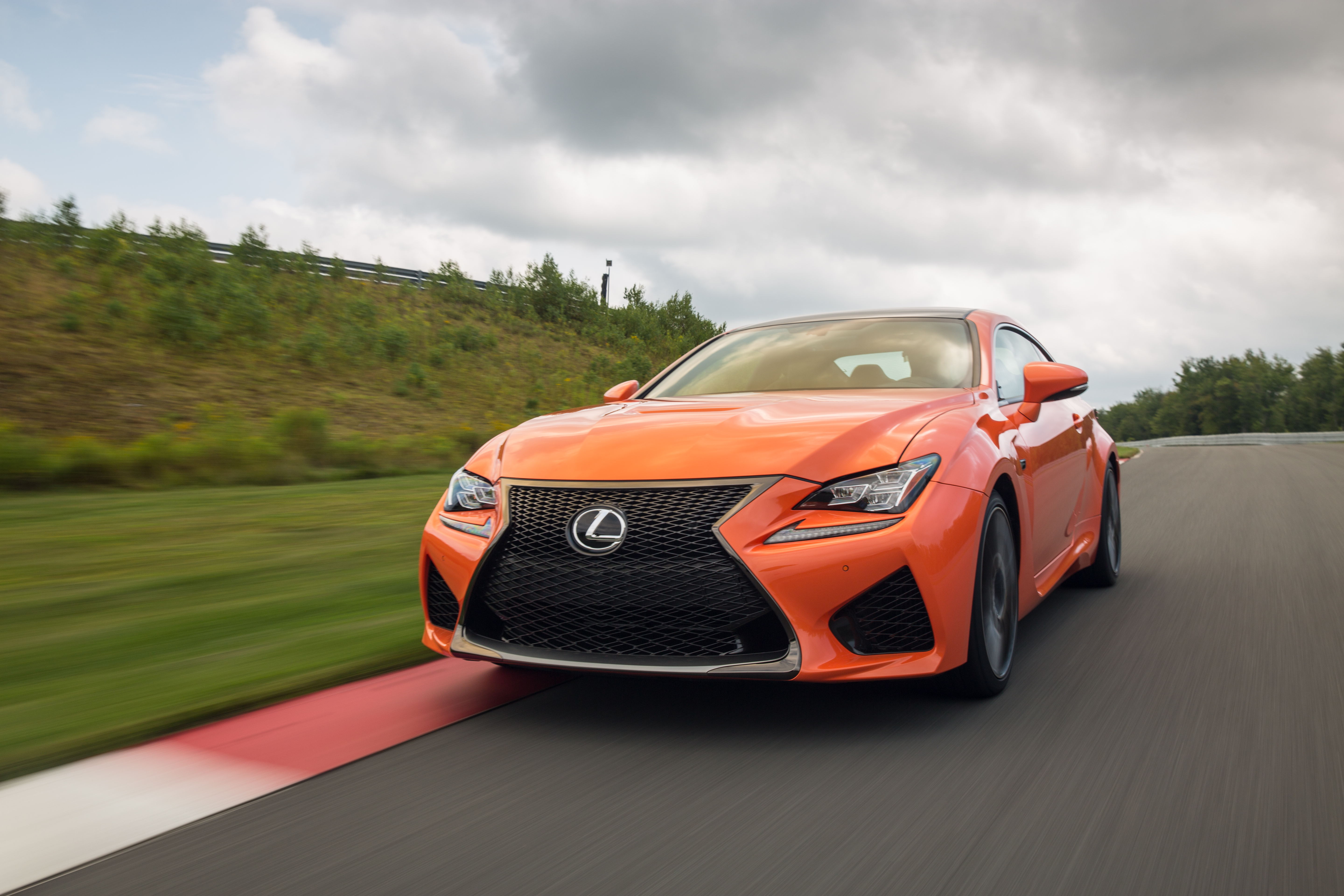 Lexus RC F Review | carwow