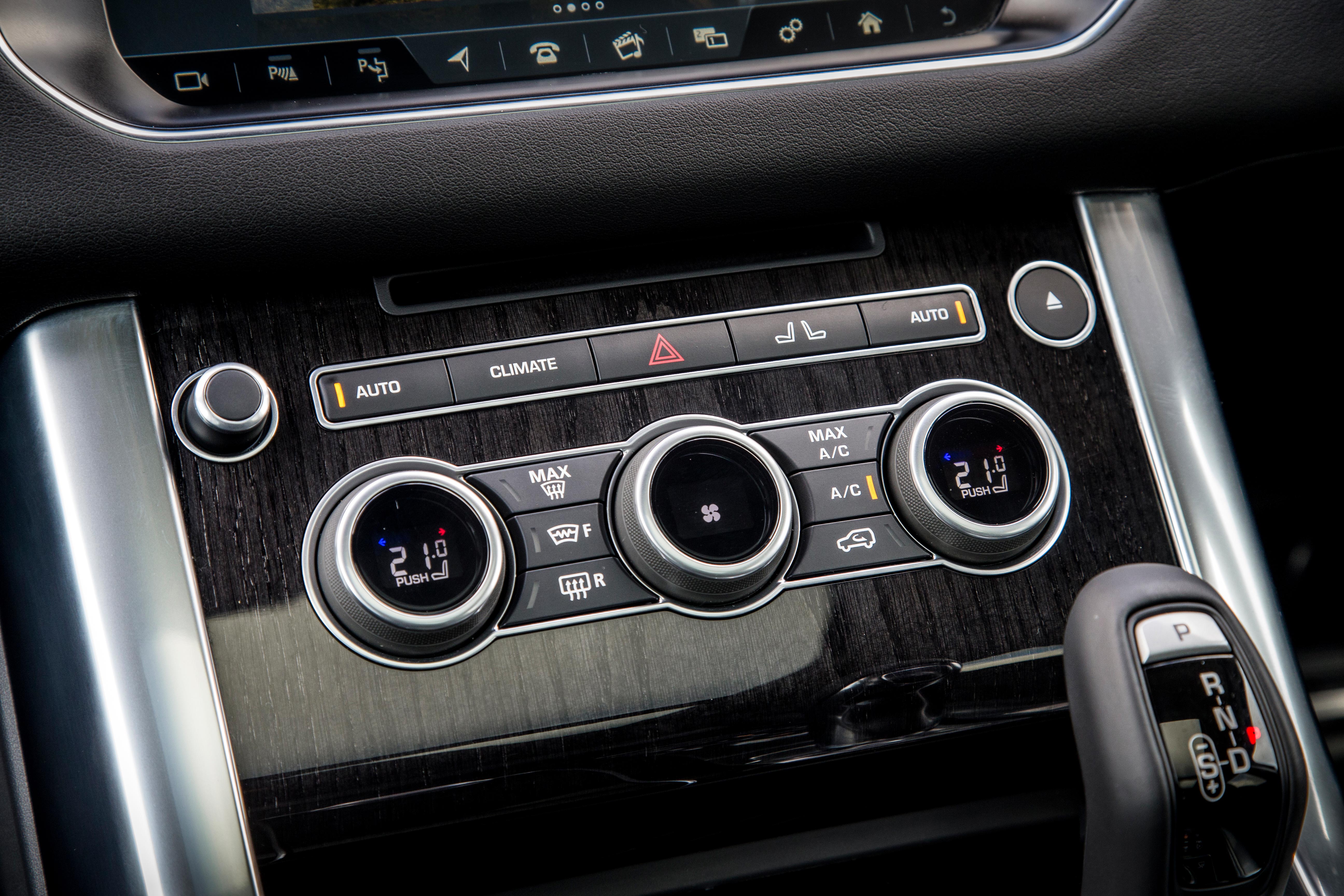 Land Rover Range Rover Sport Review | carwow