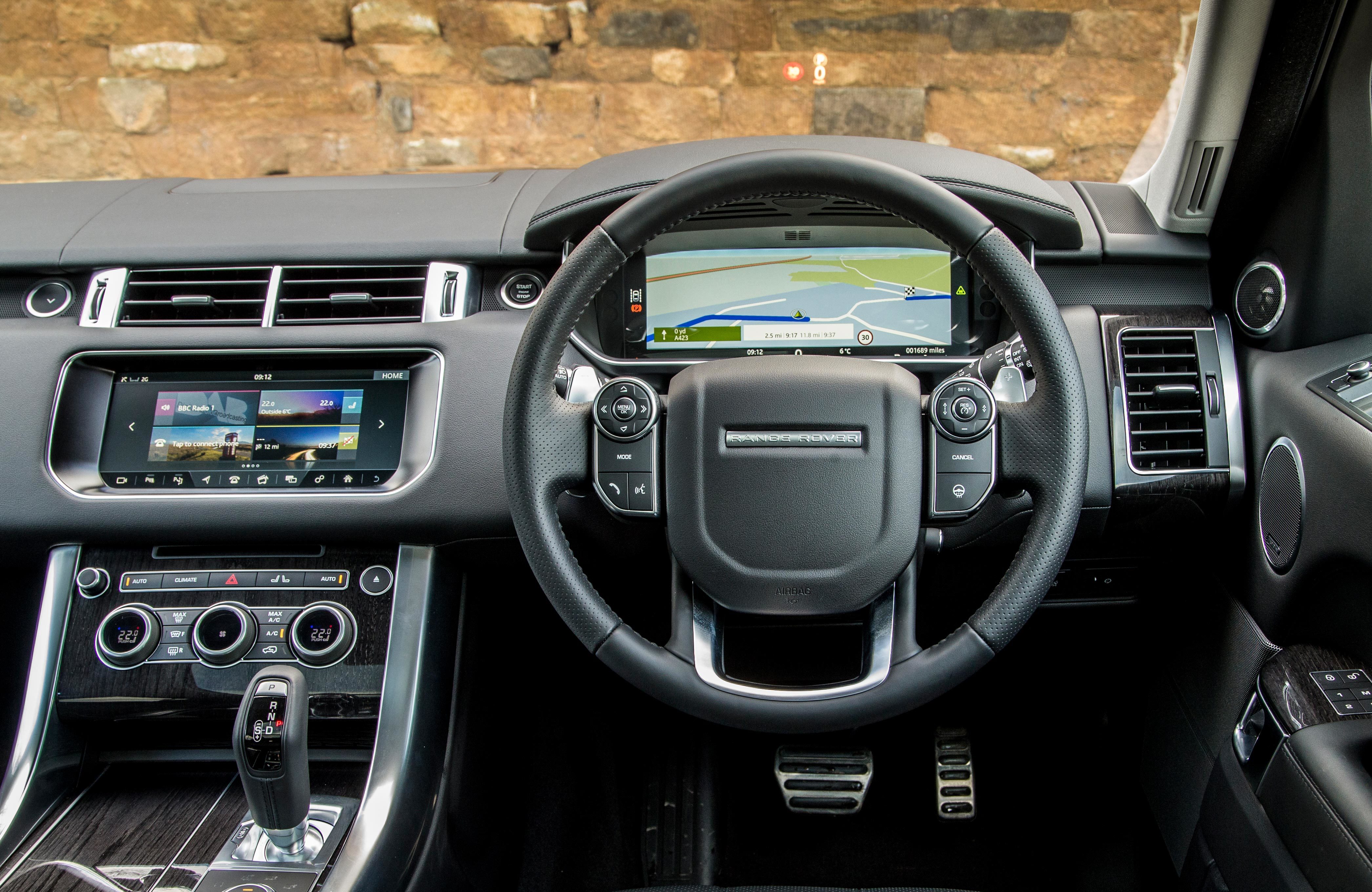 Land Rover Range Rover Sport Review | carwow