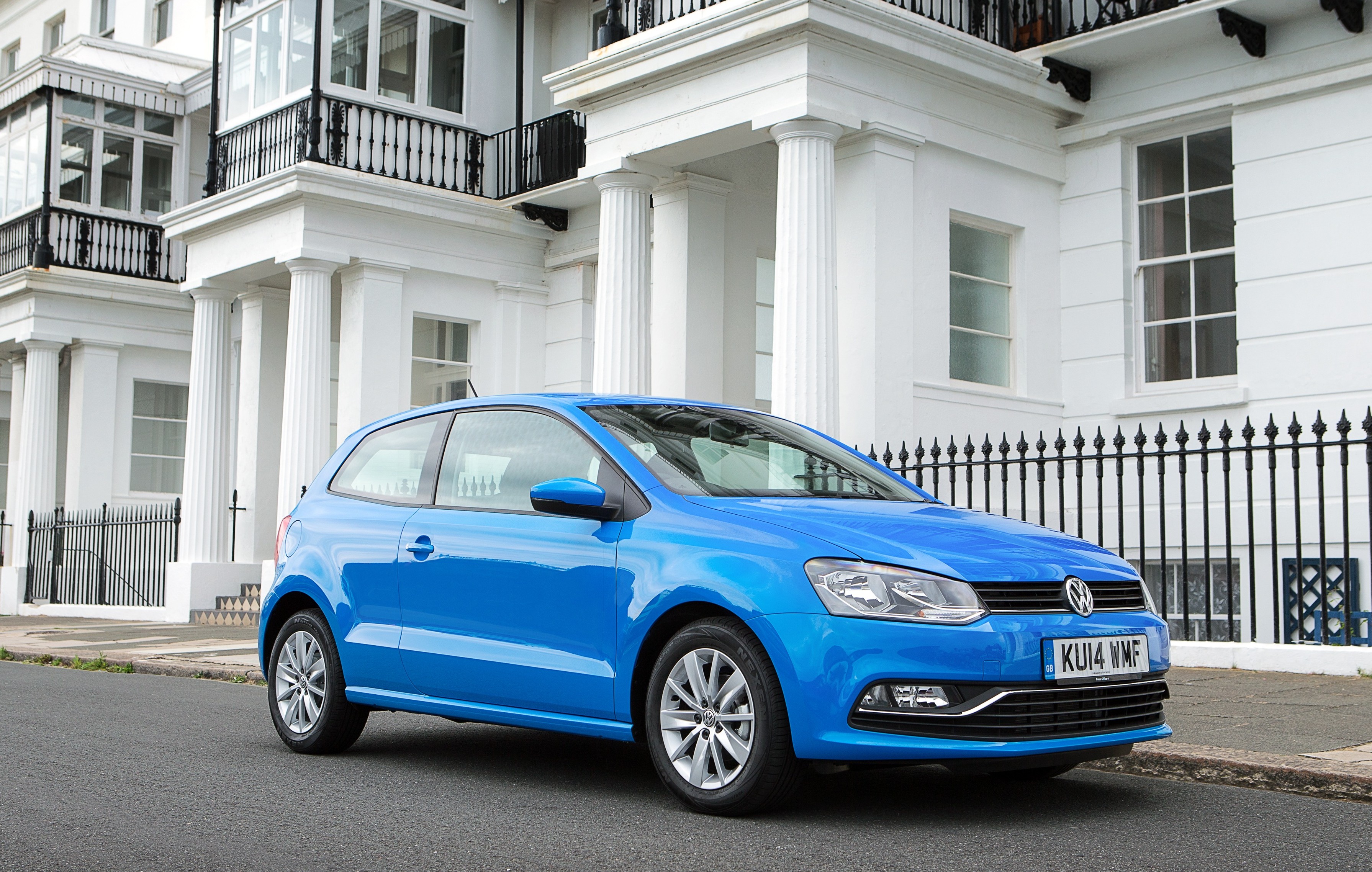 Volkswagen Polo Review | carwow