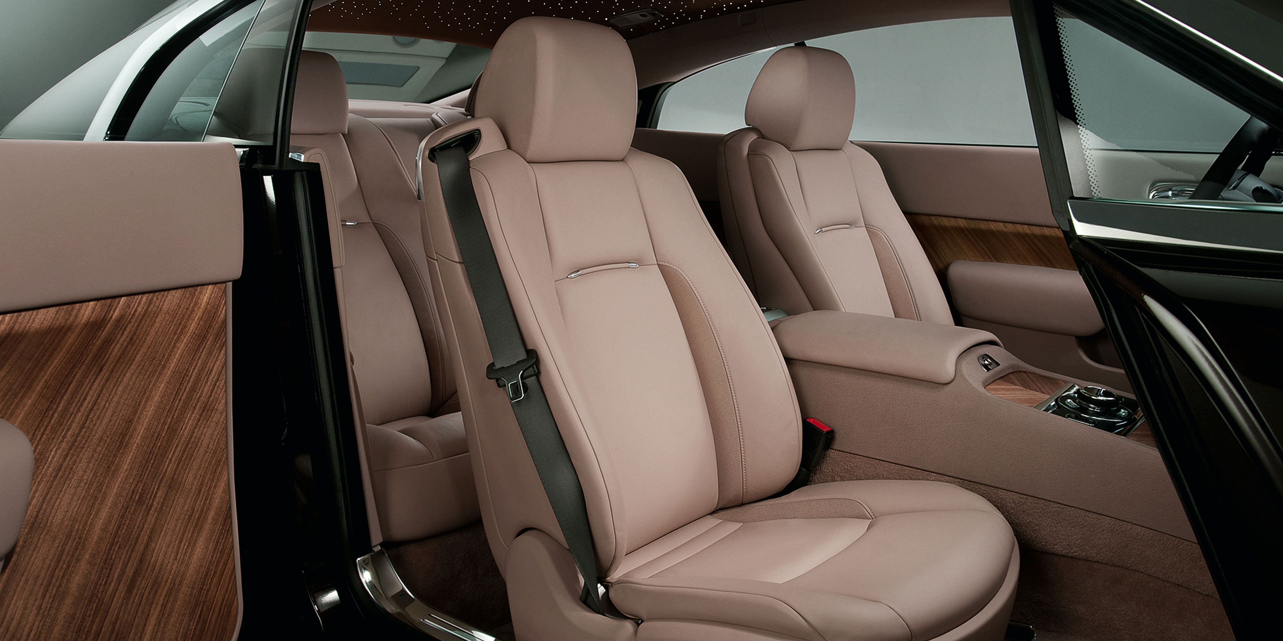 Rolls-Royce Wraith Review 2026 | Drive, Specs & Pricing | Carwow