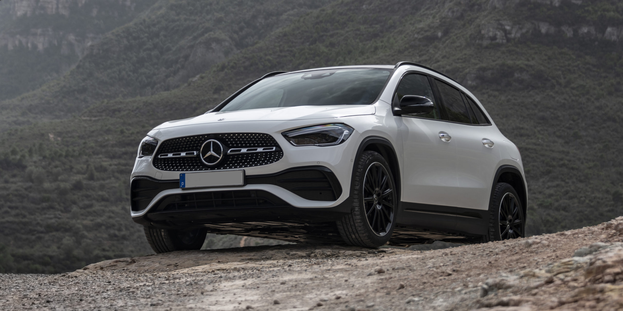 Mercedes GLA Review 2022 | carwow
